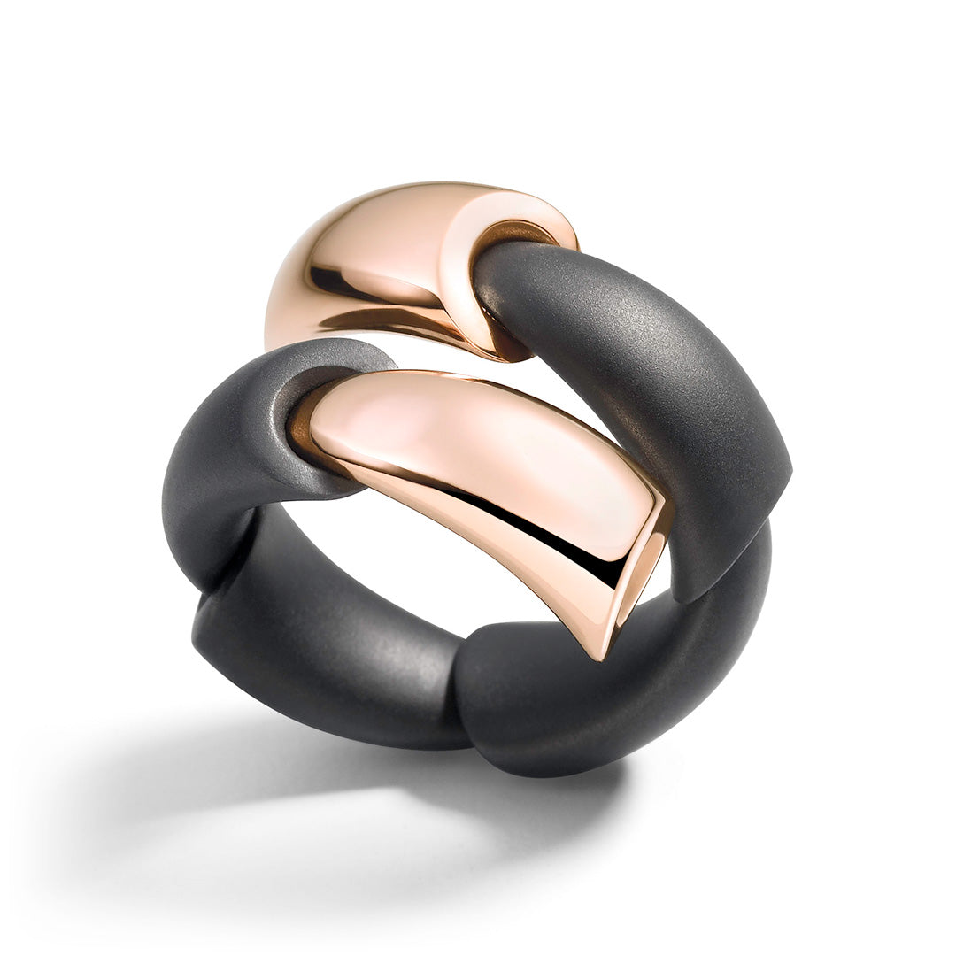 Calla Whip Ring in black titanium, 18KT rose gold - Vhernier